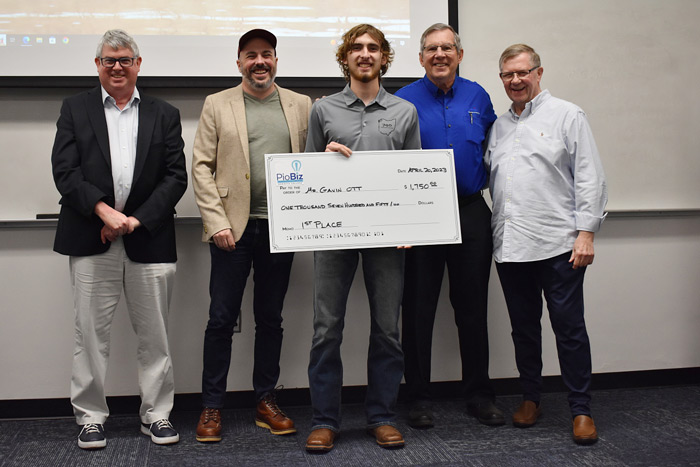 Student, business owner Gavin Ott ’23 wins final round of PioBiz ...