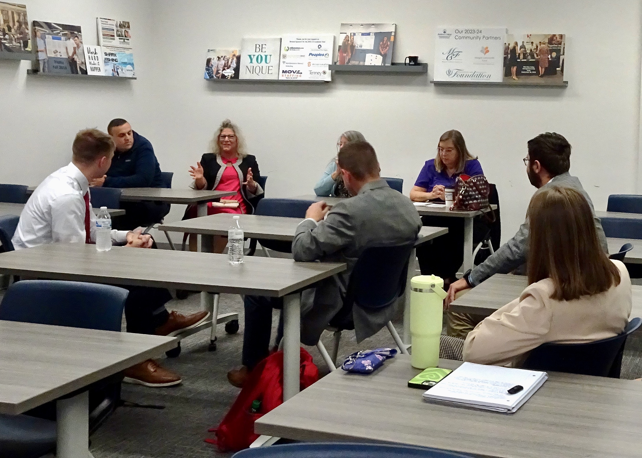 Accounting seniors participate in case competition | Marietta College