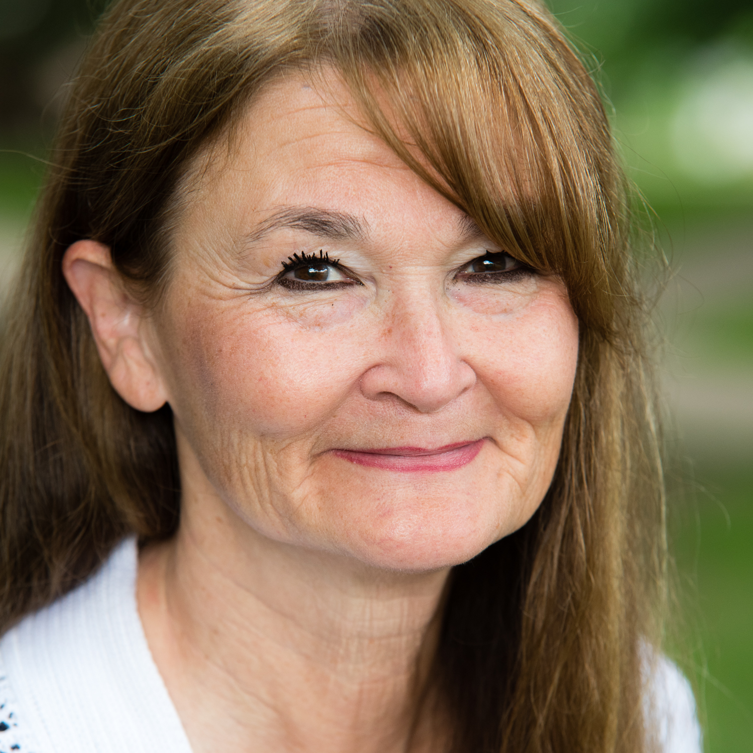 Linda Roesch's Instagram, Twitter & Facebook on IDCrawl